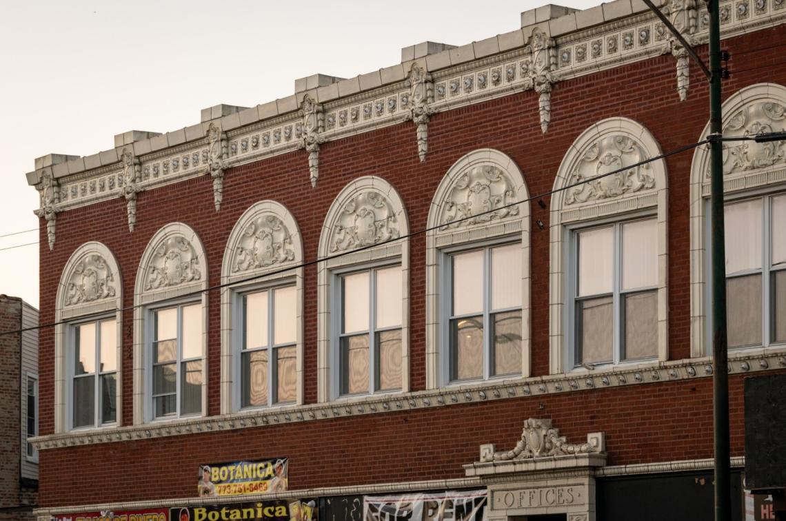 Apollo’s 2000 is officially a Chicago landmark | Urbanize Chicago