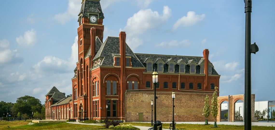 Long-awaited Pullman National Monument celebrates grand opening ...