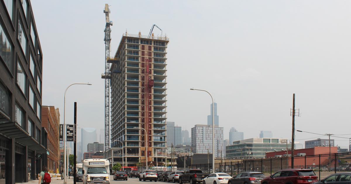 Urbanize tours 225 N. Elizabeth | Urbanize Chicago