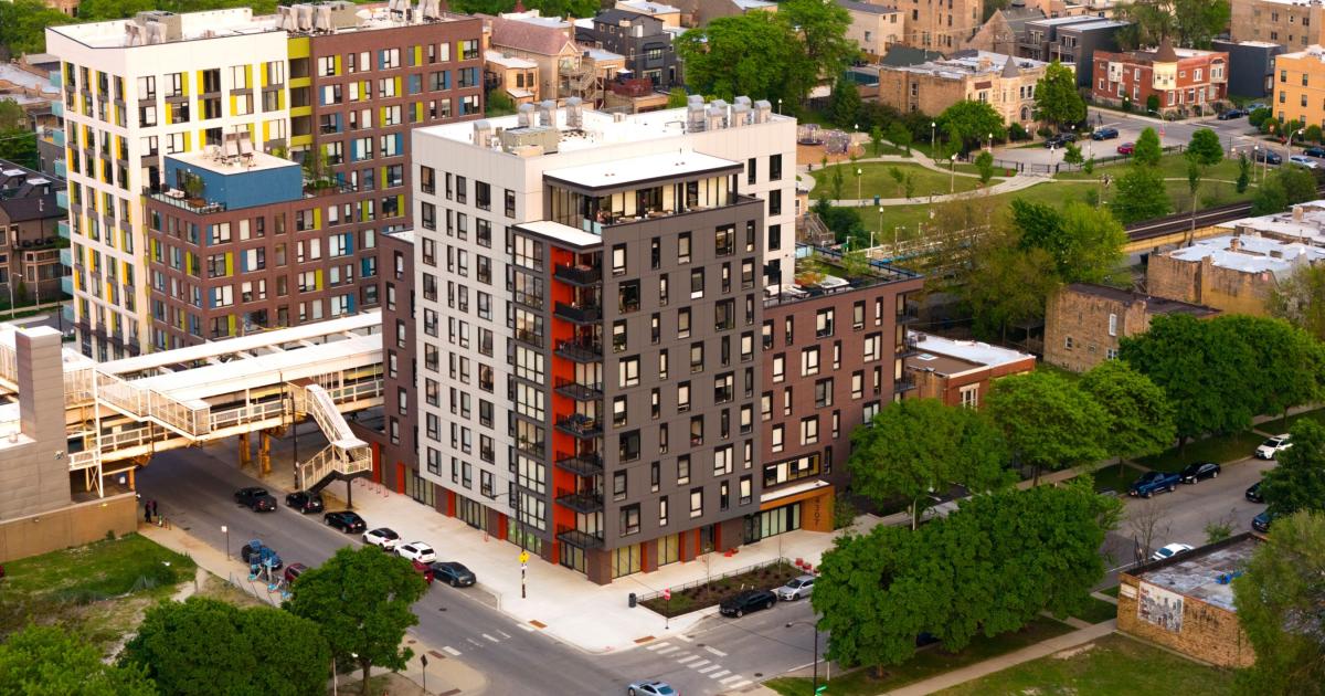Habitat fully leases apartments at 43 Green Phase 2 | Urbanize Chicago